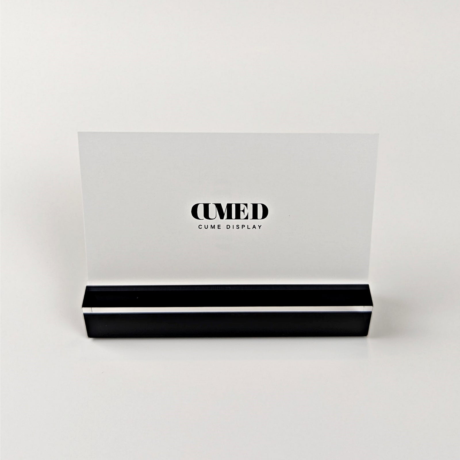 Card stand – CUME display